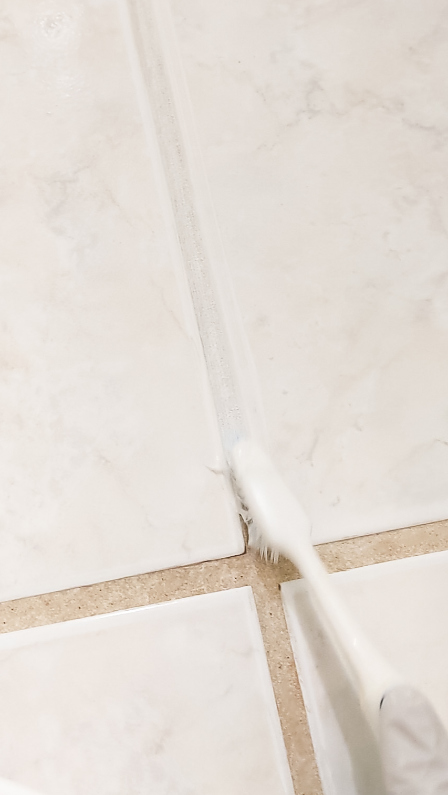 RESTORING STAINED GROUT | EASY DIY - Grove House Reno