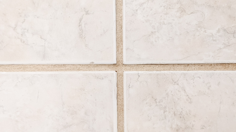 RESTORING STAINED GROUT | EASY DIY - Grove House Reno
